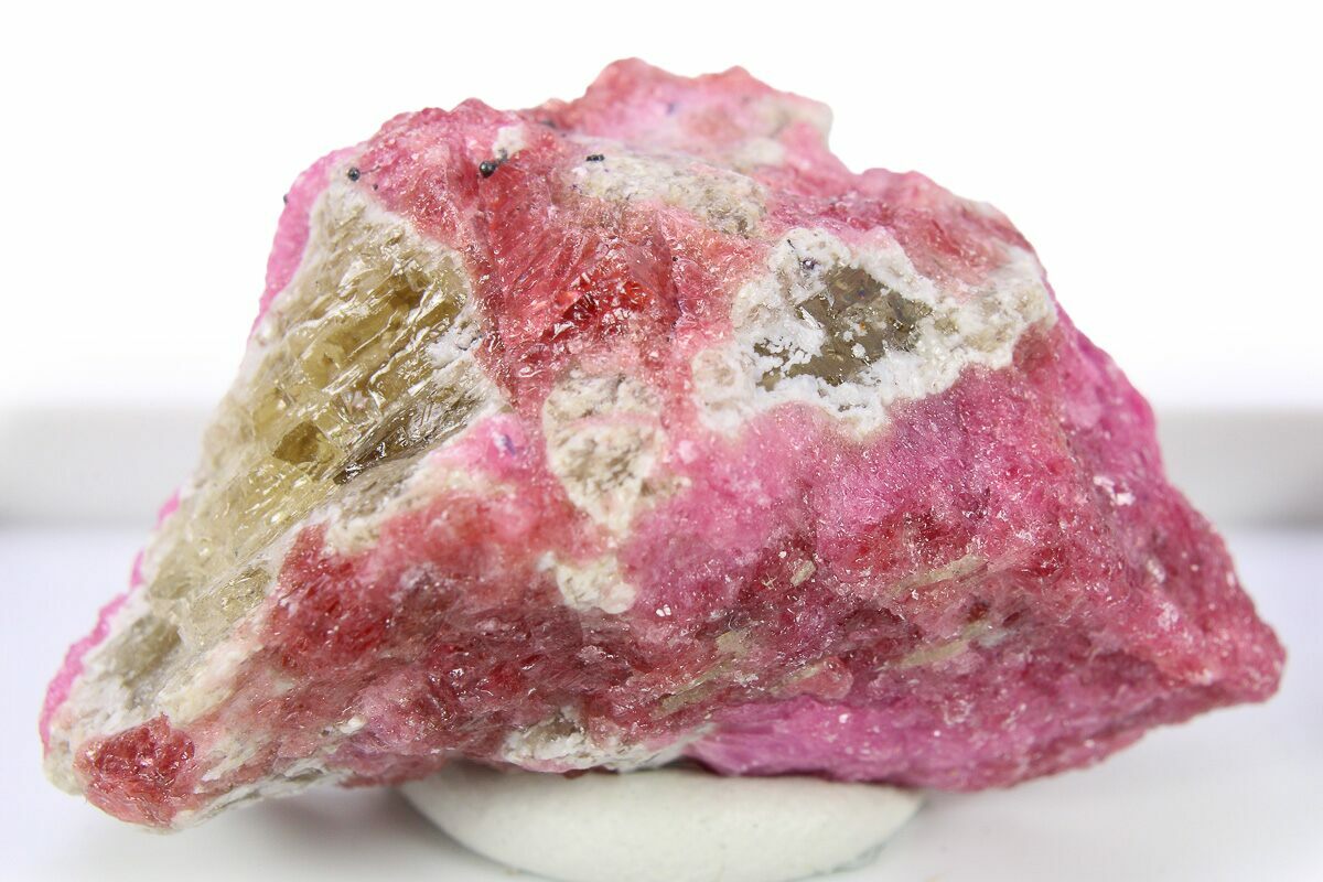 1.4" Vlasovite Encapsulated in Gittinsite and Eudialyte - Canada ...